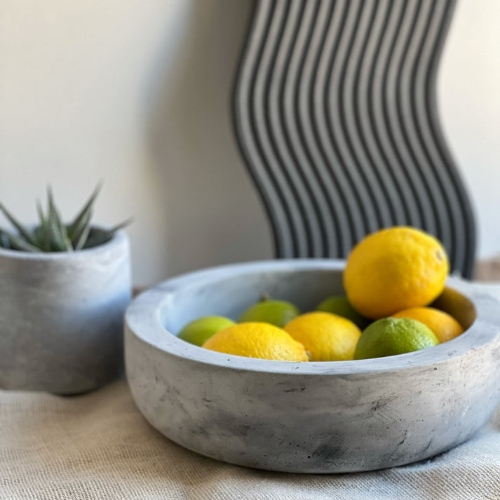 Concrete Fruit Bowl – Concrete & Cacti